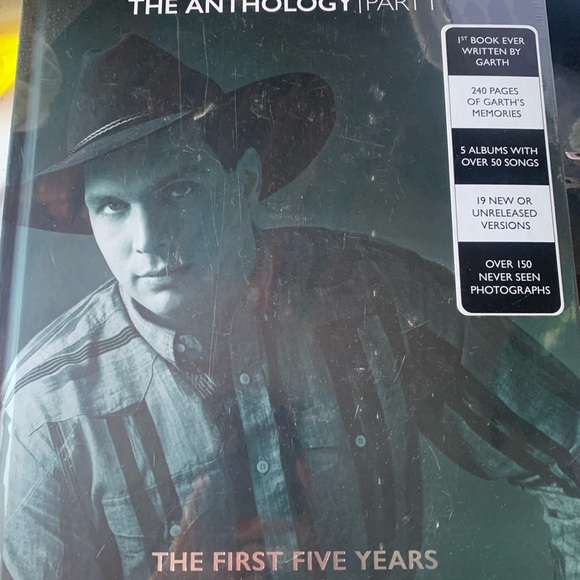 Other | Garth Brooks Fans | Poshmark